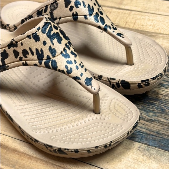 CROCS | Shoes | Crocs Tan And Black Sandals With Leopard Print And ...